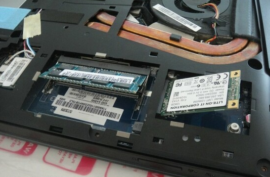 联想Y430P笔记本拆机加内存和SSD图文教程 - 济南磐龙笔记本交换机工控机维修服务中心